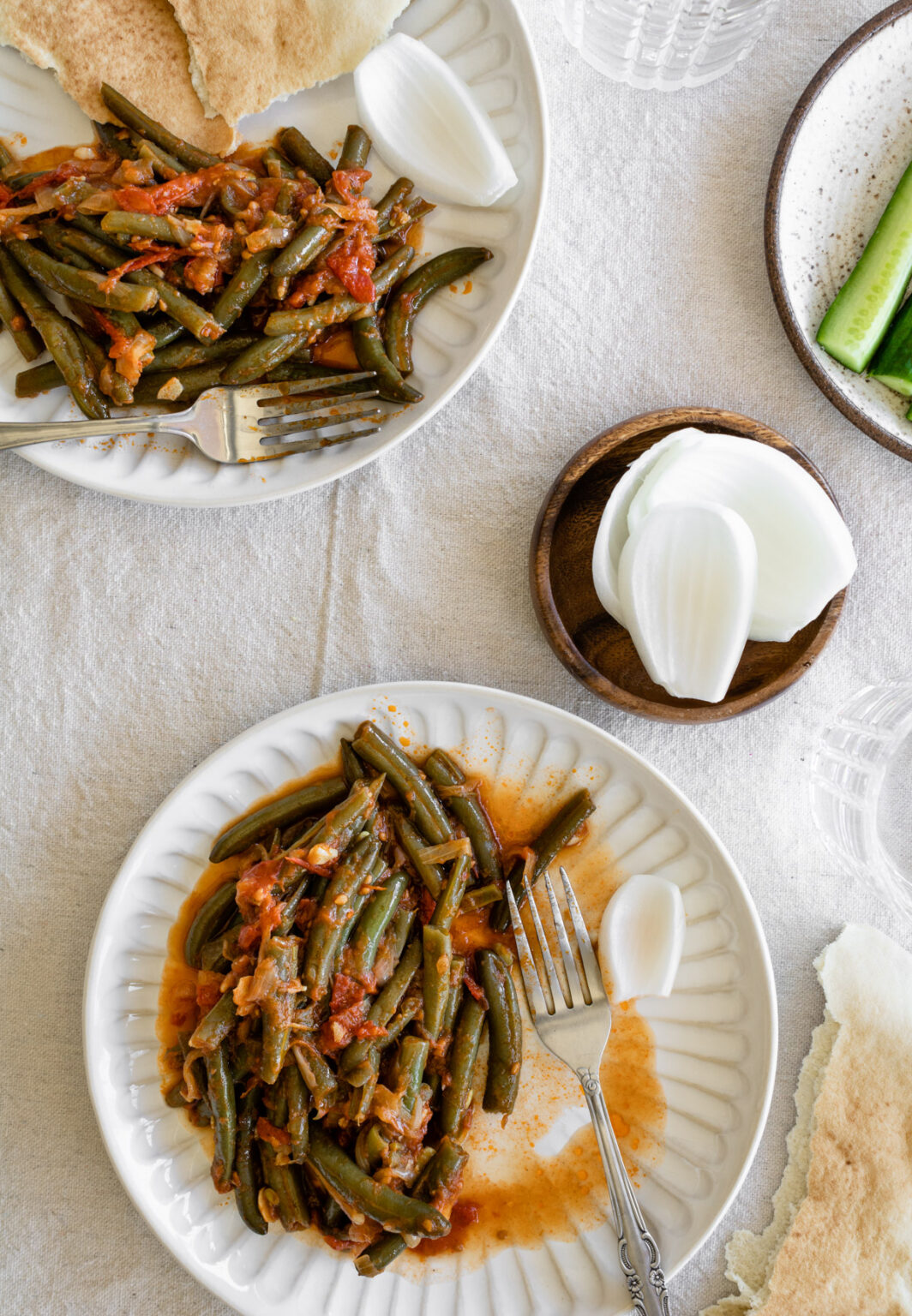 Lebanese Green Beans (Loubieh Bi Zeit) - Forks and Foliage