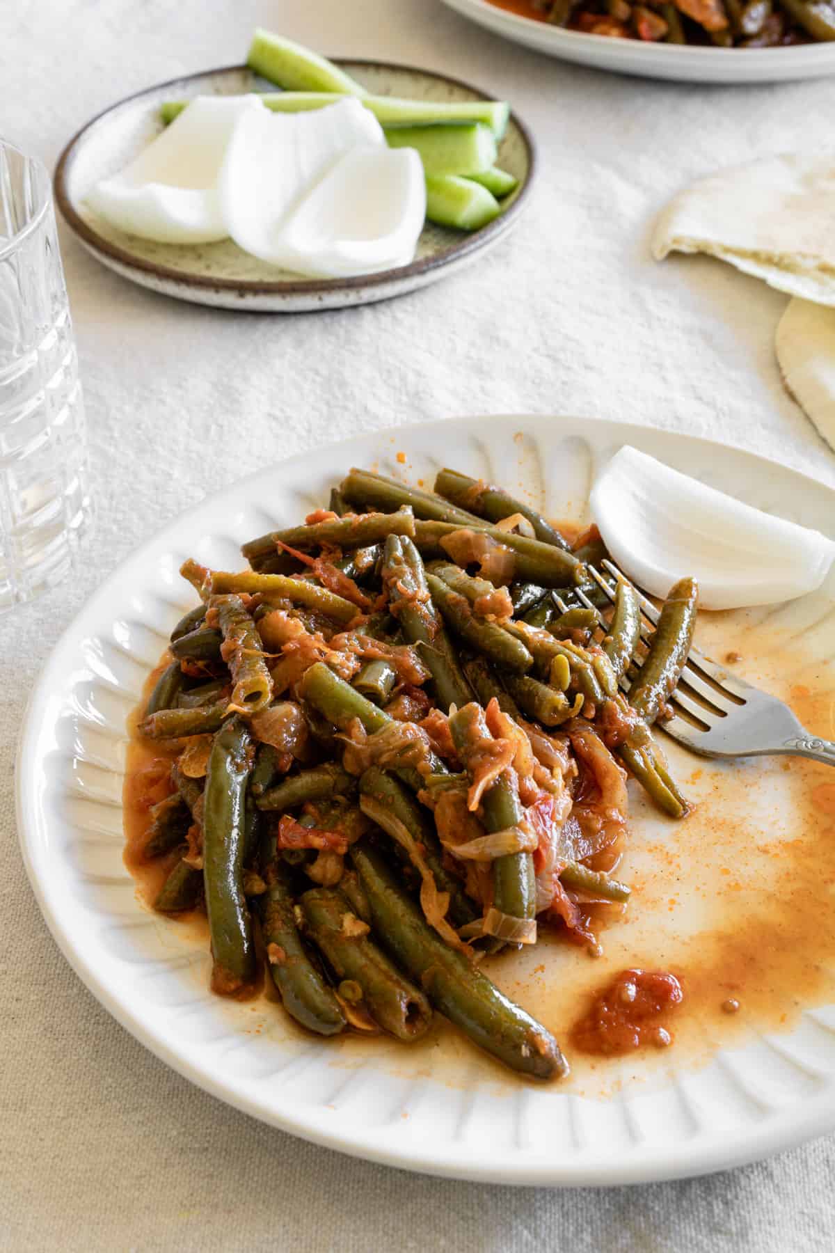 Lebanese Green Beans (Loubieh Bi Zeit) - Forks and Foliage